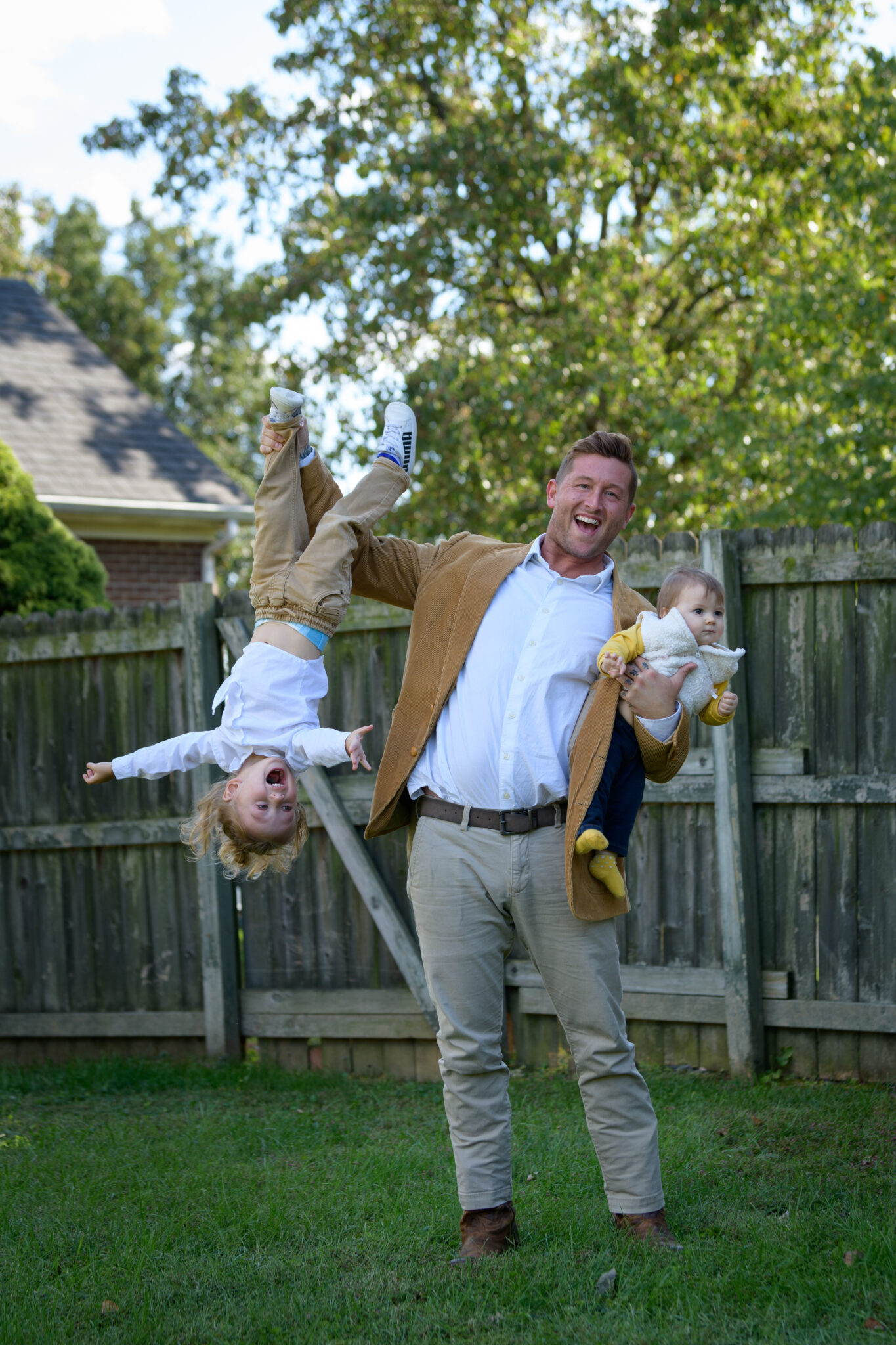 God Has Everything We Need: Dianne Derby & Jordan Wilson - Jesus Calling