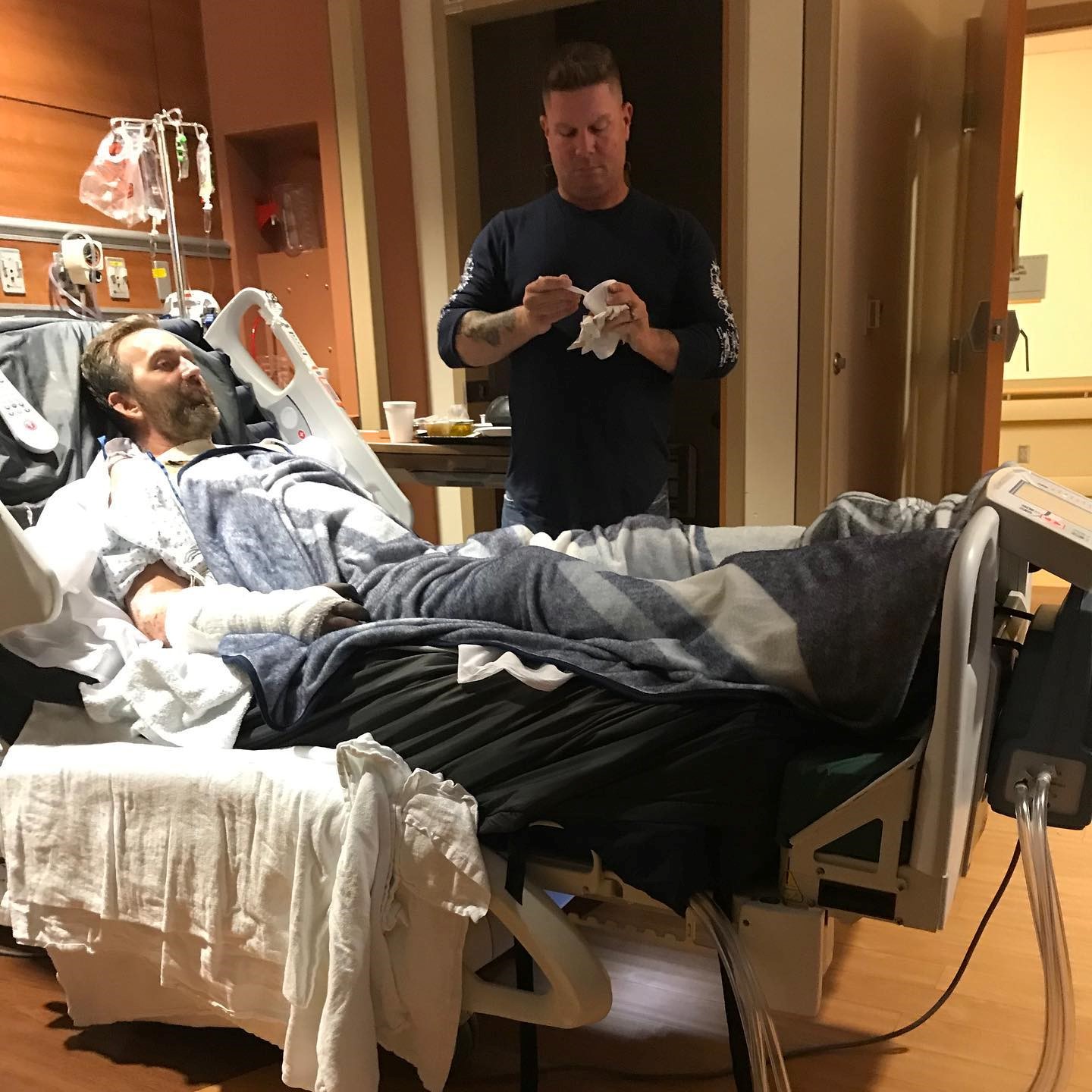 Give Up Your Despair To God: Nicole Avant & Gary Miracle - Jesus Calling