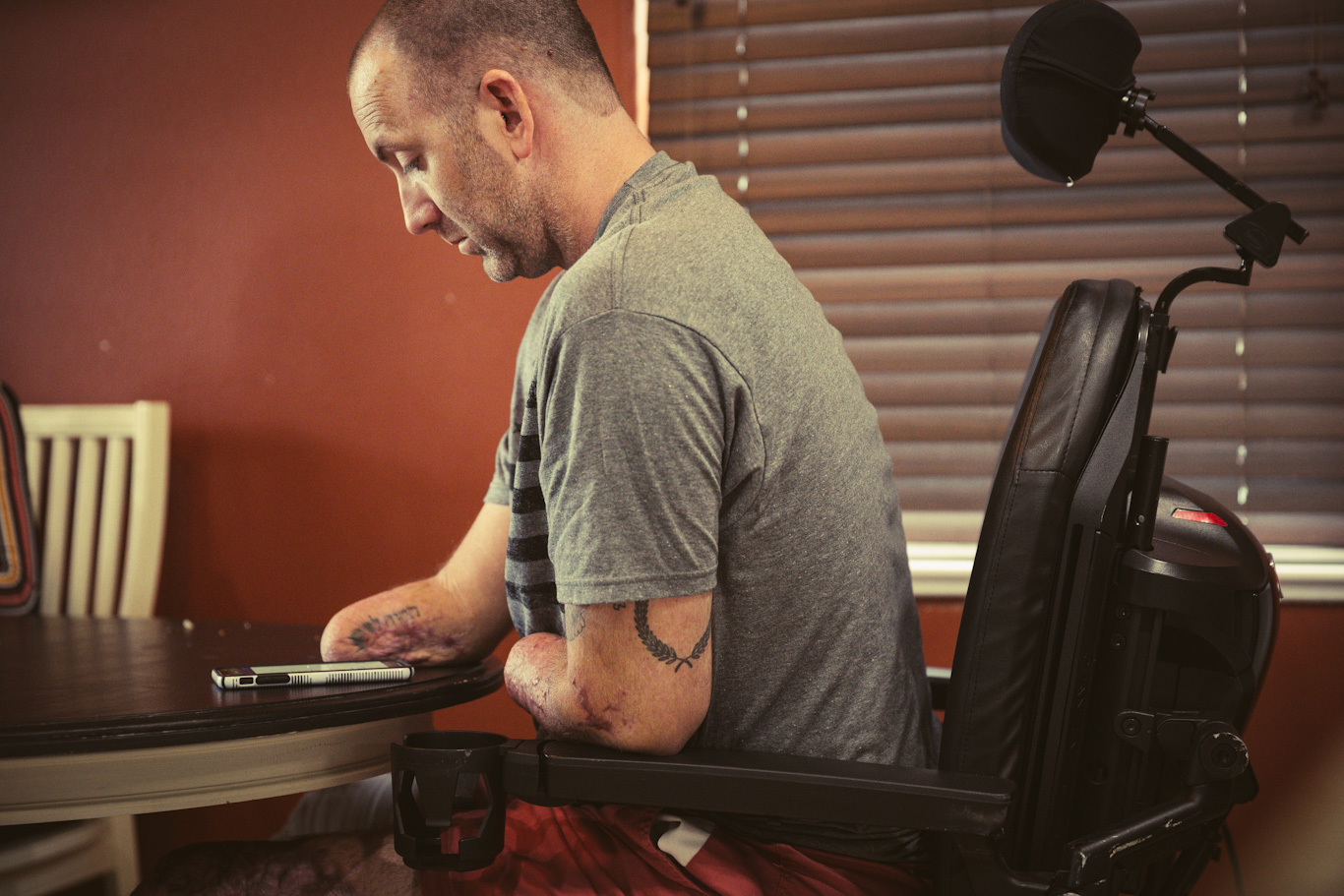 Give Up Your Despair To God: Nicole Avant & Gary Miracle - Jesus Calling